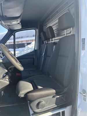 White Mercedes-Benz Sprinter 2020 in Kaunas, with an engine capacity of 2.14 L and mileage of 92 thousand km for 13850 €, photo 10 on AUTOMOTO.COM.LV