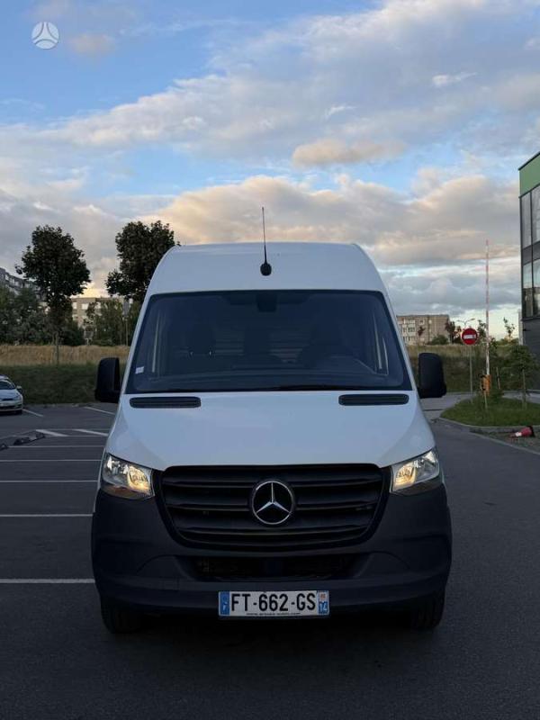 Balts Mercedes-Benz Sprinter 2020 Viļņa, ar dzinēja tilpumu 1.95 L un nobraukumu 319 tūkst. km par 11700 €, foto 1 vietnē AUTOMOTO.COM.LV