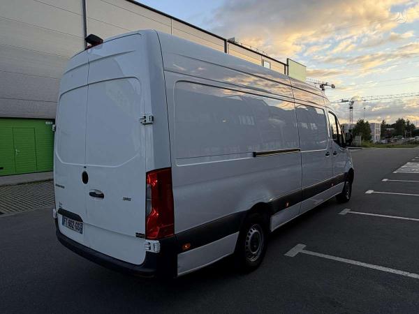 Balts Mercedes-Benz Sprinter 2020 Viļņa, ar dzinēja tilpumu 1.95 L un nobraukumu 319 tūkst. km par 11700 €, foto 5 vietnē AUTOMOTO.COM.LV