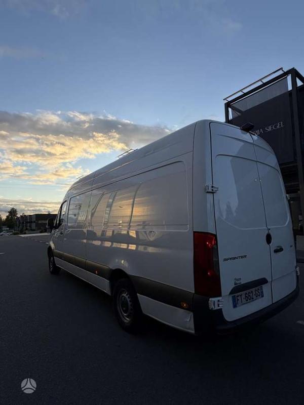 Balts Mercedes-Benz Sprinter 2020 Viļņa, ar dzinēja tilpumu 1.95 L un nobraukumu 319 tūkst. km par 11700 €, foto 6 vietnē AUTOMOTO.COM.LV