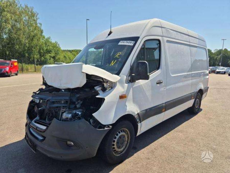 Balts Mercedes-Benz Sprinter 2020 Viļņa, ar dzinēja tilpumu 2.14 L un nobraukumu 206 tūkst. km par 8650 €, foto 3 vietnē AUTOMOTO.COM.LV