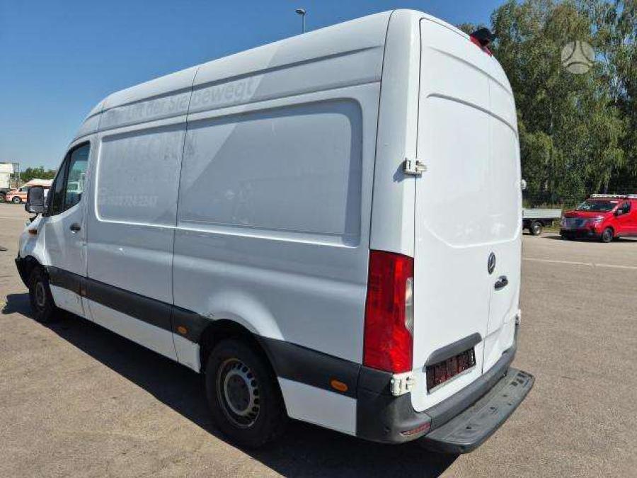 Balts Mercedes-Benz Sprinter 2020 Viļņa, ar dzinēja tilpumu 2.14 L un nobraukumu 206 tūkst. km par 8650 €, foto 5 vietnē AUTOMOTO.COM.LV