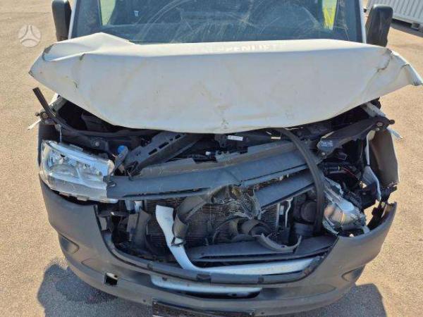 Balts Mercedes-Benz Sprinter 2020 Viļņa, ar dzinēja tilpumu 2.14 L un nobraukumu 206 tūkst. km par 8650 €, foto 5 vietnē AUTOMOTO.COM.LV
