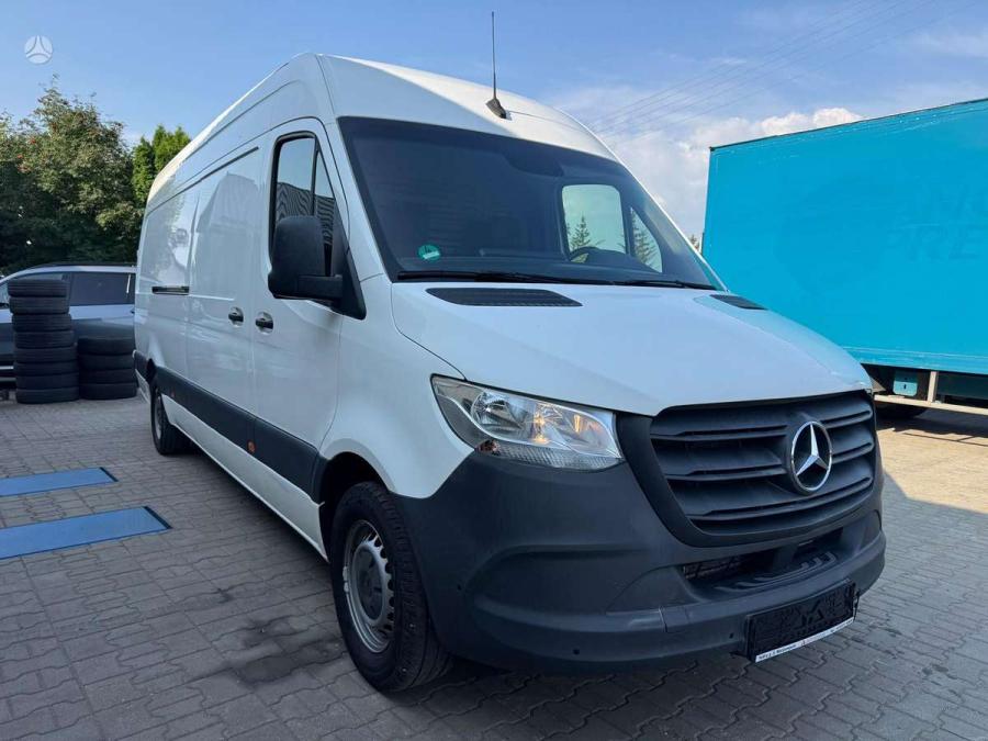 Balts Mercedes-Benz Sprinter 2020 Marijampole, ar dzinēja tilpumu 1.95 L un nobraukumu 193 tūkst. km par 17500 €, foto 1 vietnē AUTOMOTO.COM.LV