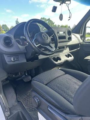 White Mercedes-Benz Sprinter 2020 in Kaunas, with an engine capacity of 3.00 L and mileage of 917 thousand km for 17980 €, photo 12 on AUTOMOTO.COM.LV