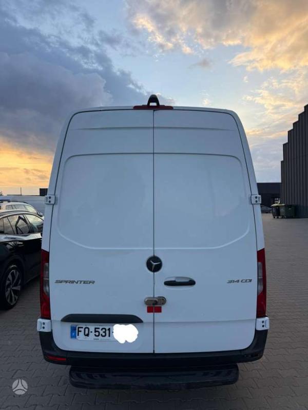 White Mercedes-Benz Sprinter 2020 in Kaunas, with an engine capacity of 2.20 L and mileage of 322 thousand km for 10950 €, photo 7 on AUTOMOTO.COM.LV