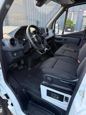 White Mercedes-Benz Sprinter 2020 in Kaunas, with an engine capacity of 2.20 L and mileage of 322 thousand km for 10950 €, photo 12 on AUTOMOTO.COM.LV