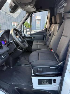 White Mercedes-Benz Sprinter 2020 in Kaunas, with an engine capacity of 2.20 L and mileage of 322 thousand km for 10950 €, photo 14 on AUTOMOTO.COM.LV