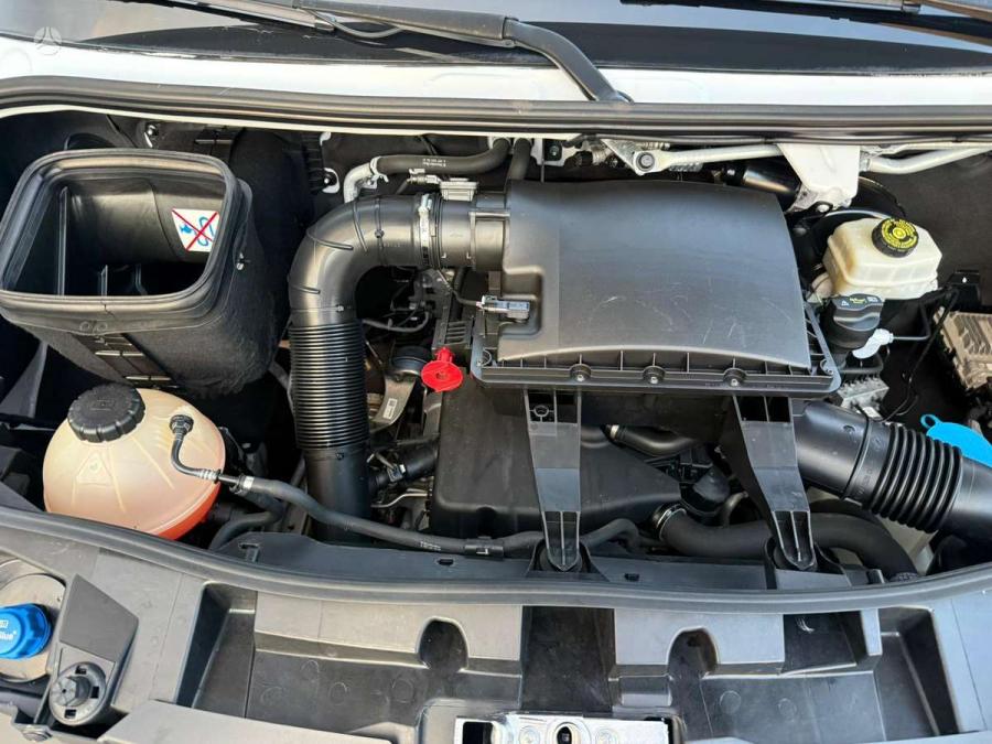 White Mercedes-Benz Sprinter 2020 in Kaunas, with an engine capacity of 2.20 L and mileage of 322 thousand km for 10950 €, photo 15 on AUTOMOTO.COM.LV