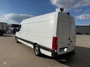 White Mercedes-Benz Sprinter 2020 in Kaunas, with an engine capacity of 2.20 L and mileage of 380 thousand km for 10450 €, photo 3 on AUTOMOTO.COM.LV
