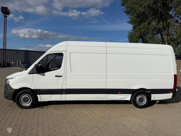 White Mercedes-Benz Sprinter 2020 in Kaunas, with an engine capacity of 2.20 L and mileage of 380 thousand km for 10450 €, photo 5 on AUTOMOTO.COM.LV