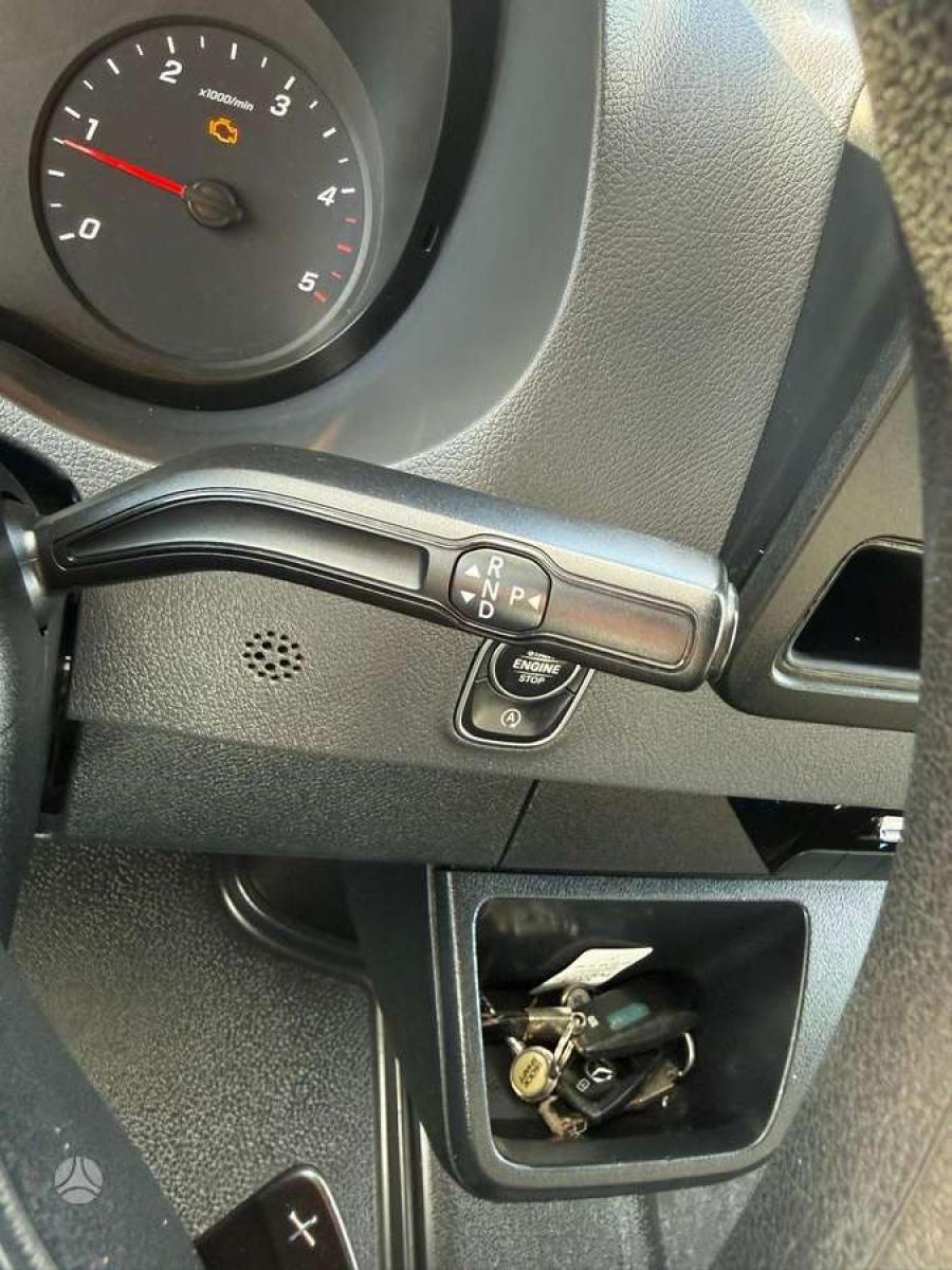 White Mercedes-Benz Sprinter 2020 in Kaunas, with an engine capacity of 2.20 L and mileage of 380 thousand km for 10450 €, photo 6 on AUTOMOTO.COM.LV