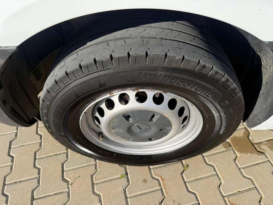 White Mercedes-Benz Sprinter 2020 in Kaunas, with an engine capacity of 2.20 L and mileage of 380 thousand km for 10450 €, photo 11 on AUTOMOTO.COM.LV