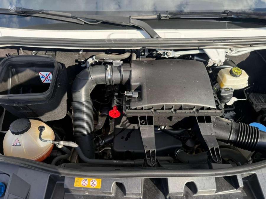 White Mercedes-Benz Sprinter 2020 in Kaunas, with an engine capacity of 2.20 L and mileage of 380 thousand km for 10450 €, photo 18 on AUTOMOTO.COM.LV