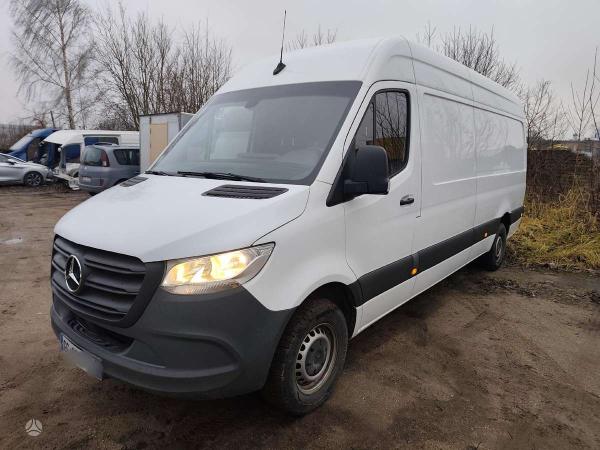Balts Mercedes-Benz Sprinter 2021 Tauragė, ar dzinēja tilpumu 2.14 L un nobraukumu 210 tūkst. km par 15500 €, foto 2 vietnē AUTOMOTO.COM.LV