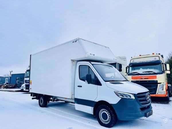 White Mercedes-Benz Sprinter 2021 in Vilnius, with an engine capacity of 2.14 L and mileage of 107 thousand km for 23900 €, photo 3 on AUTOMOTO.COM.LV