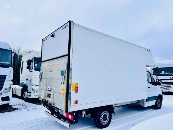 White Mercedes-Benz Sprinter 2021 in Vilnius, with an engine capacity of 2.14 L and mileage of 107 thousand km for 23900 €, photo 5 on AUTOMOTO.COM.LV
