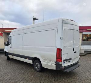 White Mercedes-Benz Sprinter 2021 in Jurbarkas, with an engine capacity of 2.00 L and mileage of 197 thousand km for 8500 €, photo 3 on AUTOMOTO.COM.LV