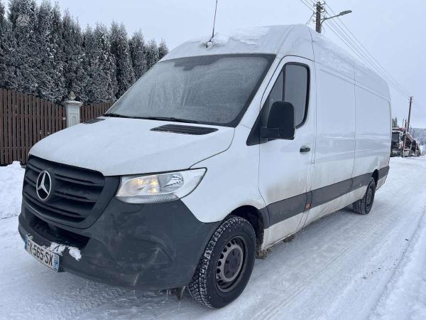 Balts Mercedes-Benz Sprinter 2021 Tauragė, ar dzinēja tilpumu 1.95 L un nobraukumu 260 tūkst. km par 13900 €, foto 2 vietnē AUTOMOTO.COM.LV