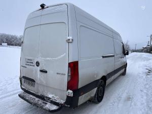 White Mercedes-Benz Sprinter 2021 in Taurage, with an engine capacity of 1.95 L and mileage of 260 thousand km for 13900 €, photo 3 on AUTOMOTO.COM.LV