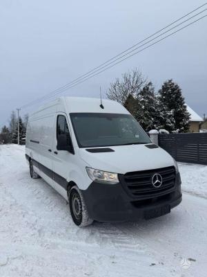 White Mercedes-Benz Sprinter 2021 in Kaunas, with an engine capacity of 2.14 L and mileage of 345 thousand km for 18999 €, photo  on AUTOMOTO.COM.LV
