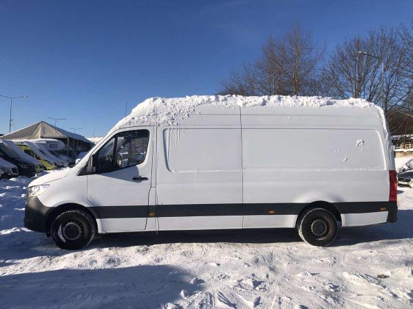 White Mercedes-Benz Sprinter 2021 in Klaipeda, with an engine capacity of 2.00 L and mileage of 274 thousand km for 13500 €, photo 2 on AUTOMOTO.COM.LV