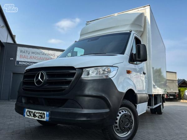 White Mercedes-Benz Sprinter 2021 in Kaunas, with an engine capacity of 2.20 L and mileage of 201 thousand km for 16500 €, photo 3 on AUTOMOTO.COM.LV