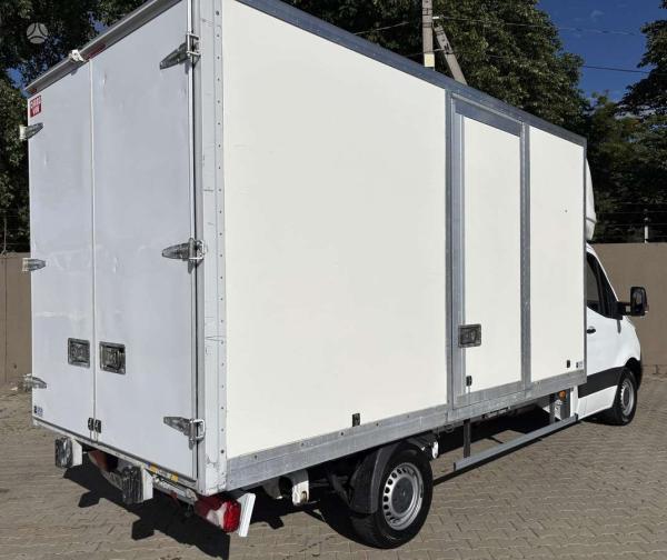 Balts Mercedes-Benz Sprinter 2021 Kauņa, ar dzinēja tilpumu 2.14 L un nobraukumu 160 tūkst. km par 15999 €, foto 6 vietnē AUTOMOTO.COM.LV