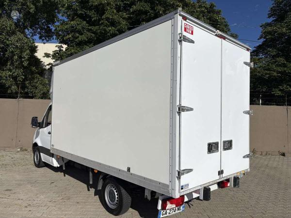 Balts Mercedes-Benz Sprinter 2021 Kauņa, ar dzinēja tilpumu 2.14 L un nobraukumu 160 tūkst. km par 15999 €, foto 9 vietnē AUTOMOTO.COM.LV