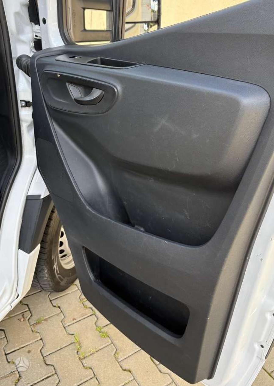 Balts Mercedes-Benz Sprinter 2021 Kauņa, ar dzinēja tilpumu 2.14 L un nobraukumu 160 tūkst. km par 15999 €, foto 16 vietnē AUTOMOTO.COM.LV