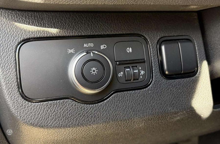 Balts Mercedes-Benz Sprinter 2021 Kauņa, ar dzinēja tilpumu 2.14 L un nobraukumu 160 tūkst. km par 15999 €, foto 23 vietnē AUTOMOTO.COM.LV