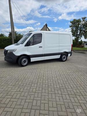 White Mercedes-Benz Sprinter 2021 in Taurage, with an engine capacity of 2.10 L and mileage of 288 thousand km for 12300 €, photo 4 on AUTOMOTO.COM.LV