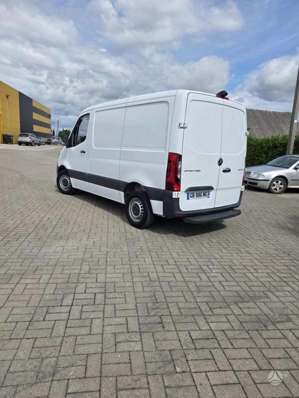 Balts Mercedes-Benz Sprinter 2021 Tauragė, ar dzinēja tilpumu 2.10 L un nobraukumu 288 tūkst. km par 12300 €, foto 5 vietnē AUTOMOTO.COM.LV