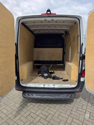 White Mercedes-Benz Sprinter 2021 in Taurage, with an engine capacity of 2.10 L and mileage of 288 thousand km for 12300 €, photo 14 on AUTOMOTO.COM.LV