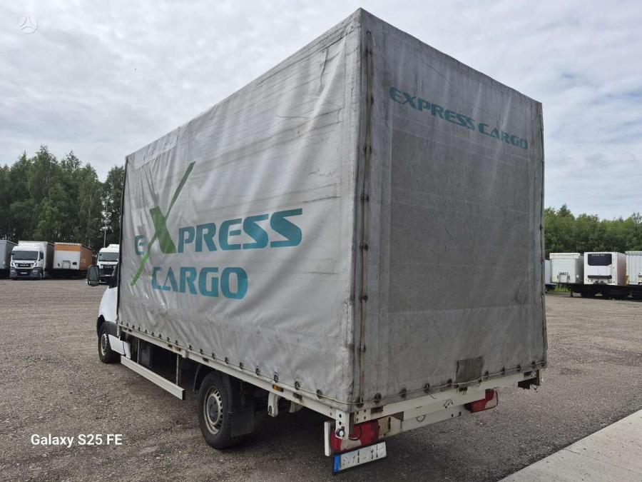 White Mercedes-Benz Sprinter 2021 in Vilnius, with an engine capacity of 2.14 L and mileage of 910 thousand km for 16819 €, photo 6 on AUTOMOTO.COM.LV