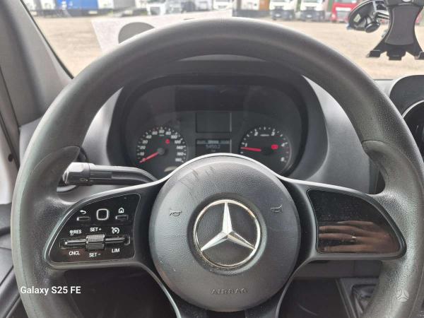 Balts Mercedes-Benz Sprinter 2021 Viļņa, ar dzinēja tilpumu 2.14 L un nobraukumu 910 tūkst. km par 16819 €, foto 7 vietnē AUTOMOTO.COM.LV