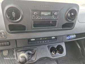 White Mercedes-Benz Sprinter 2021 in Vilnius, with an engine capacity of 2.14 L and mileage of 910 thousand km for 16819 €, photo 9 on AUTOMOTO.COM.LV