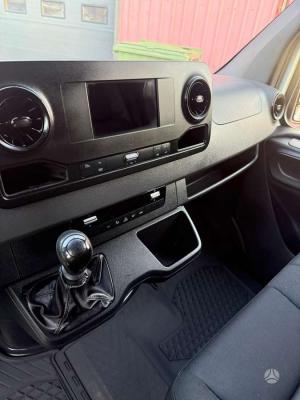 White Mercedes-Benz Sprinter 2021 in Kaunas, with an engine capacity of 2.00 L and mileage of 280 thousand km for 9800 €, photo 5 on AUTOMOTO.COM.LV