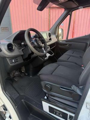 White Mercedes-Benz Sprinter 2021 in Kaunas, with an engine capacity of 2.00 L and mileage of 280 thousand km for 9800 €, photo 12 on AUTOMOTO.COM.LV