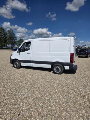 White Mercedes-Benz Sprinter 2021 in Taurage, with an engine capacity of 2.10 L and mileage of 288 thousand km for 12200 €, photo 6 on AUTOMOTO.COM.LV