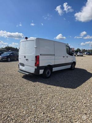White Mercedes-Benz Sprinter 2021 in Taurage, with an engine capacity of 2.10 L and mileage of 288 thousand km for 12200 €, photo 7 on AUTOMOTO.COM.LV