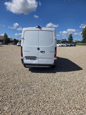 White Mercedes-Benz Sprinter 2021 in Taurage, with an engine capacity of 2.10 L and mileage of 288 thousand km for 12200 €, photo 8 on AUTOMOTO.COM.LV