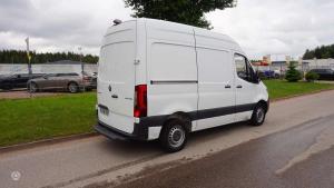 White Mercedes-Benz Sprinter 2021 in Vilnius, with an engine capacity of 2.14 L and mileage of 296 thousand km for 9950 €, photo 6 on AUTOMOTO.COM.LV