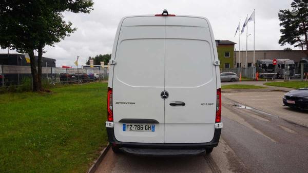 Balts Mercedes-Benz Sprinter 2021 Viļņa, ar dzinēja tilpumu 2.14 L un nobraukumu 296 tūkst. km par 9950 €, foto 6 vietnē AUTOMOTO.COM.LV