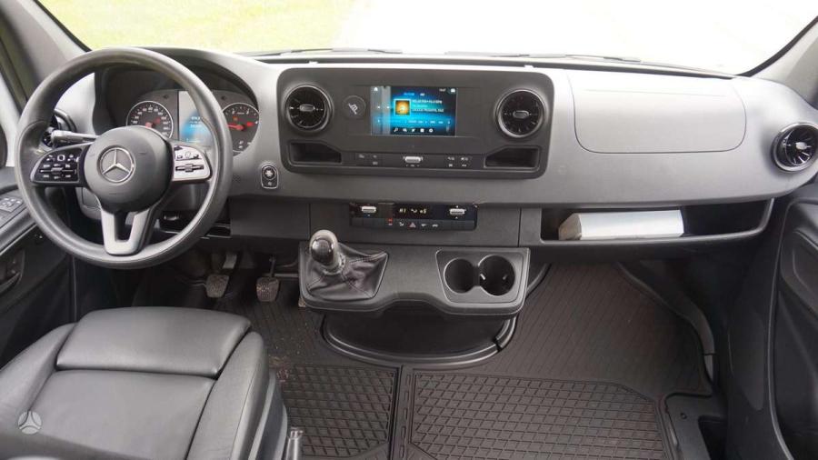 White Mercedes-Benz Sprinter 2021 in Vilnius, with an engine capacity of 2.14 L and mileage of 296 thousand km for 9950 €, photo 16 on AUTOMOTO.COM.LV