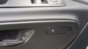 White Mercedes-Benz Sprinter 2021 in Vilnius, with an engine capacity of 2.14 L and mileage of 296 thousand km for 9950 €, photo 19 on AUTOMOTO.COM.LV