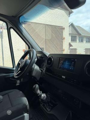 White Mercedes-Benz Sprinter 2021 in Kazlu Ruda, with an engine capacity of 2.14 L and mileage of 181 thousand km for 16500 €, photo 10 on AUTOMOTO.COM.LV