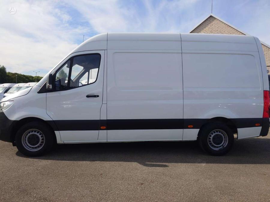 White Mercedes-Benz Sprinter 2021 in Taurage, with an engine capacity of 1.95 L and mileage of 217 thousand km for 13068 €, photo 7 on AUTOMOTO.COM.LV