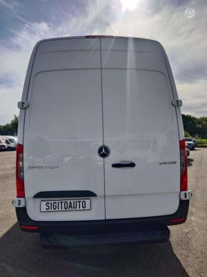 White Mercedes-Benz Sprinter 2021 in Taurage, with an engine capacity of 1.95 L and mileage of 217 thousand km for 13068 €, photo 9 on AUTOMOTO.COM.LV