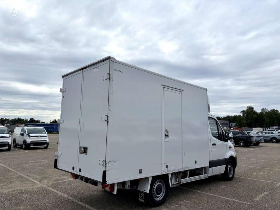 Balts Mercedes-Benz Sprinter 2021 Viļņa, ar dzinēja tilpumu 2.14 L un nobraukumu 244 tūkst. km par 17900 €, foto 7 vietnē AUTOMOTO.COM.LV
